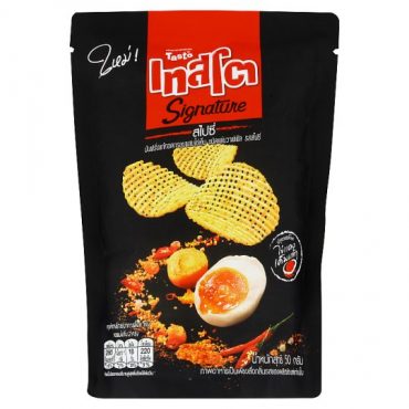 Tasto Signature Spicy Salted Egg Flavoured Waffles Potato Chips 50g ...